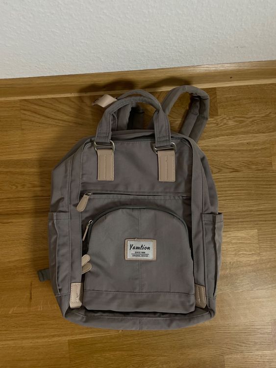 Grosser Rucksack, viele Fächer | Kaufen auf Ricardo