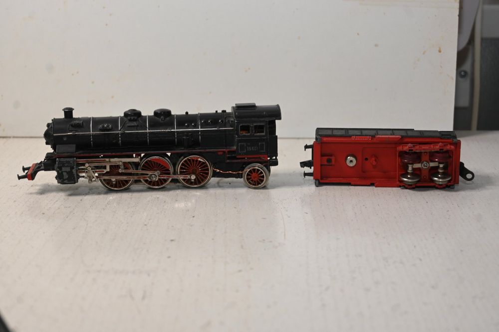BR 18 601 Märklin HO/AC ohne OVP , Defekt für Bastler (Defekt) in ...
