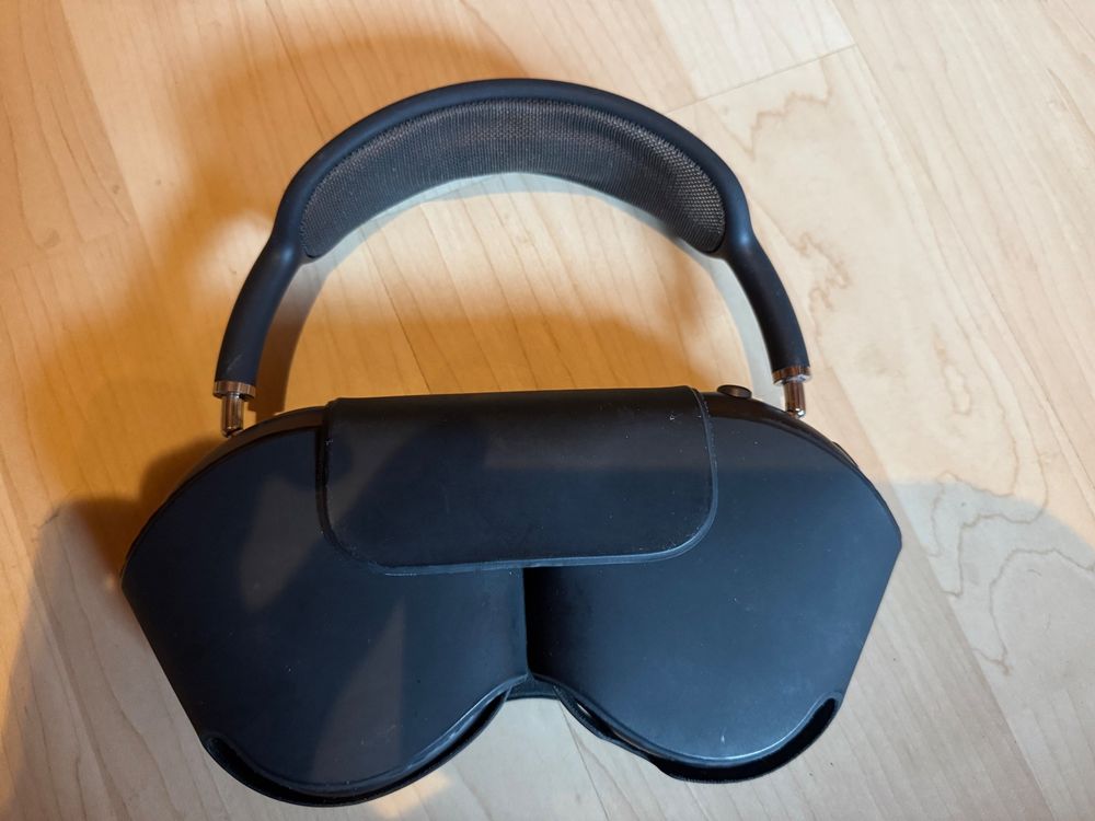 Apple Air Pod Max (Gebraucht) in Arth für CHF 250 – mit Lieferung auf ...