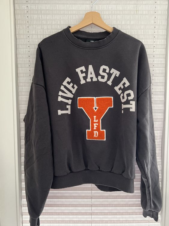 LFDY Live Fast grauer Sweater, Gr. S – guter Zustand! (Gebraucht) in ...