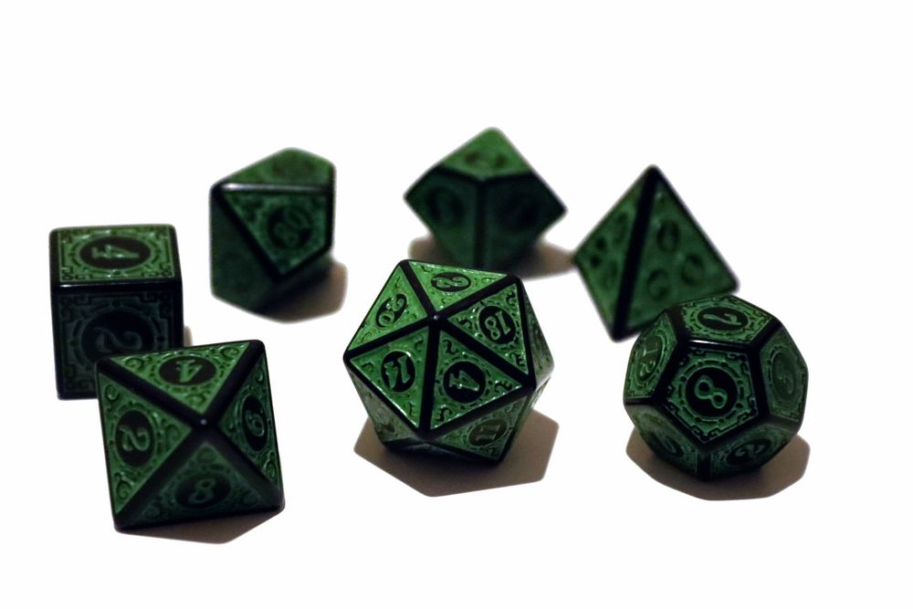 dnd Würfel 7-teilig aus acryl in geschnitzter Optik grün (Neu und ...