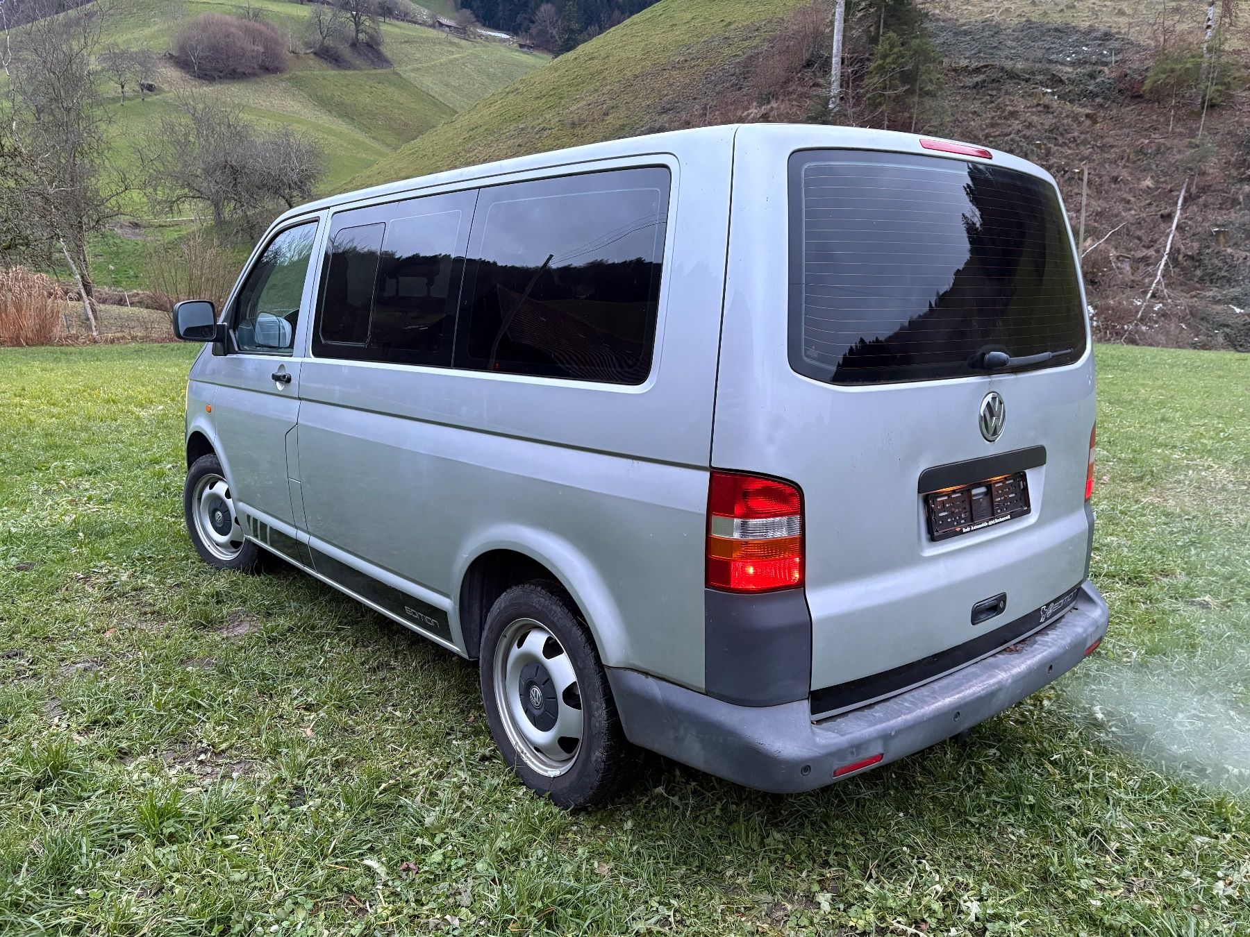 Ab 1.- VW Bus T5, 2.5 TDI PD, 4x4, AHK, 6 Gang Getriebe. (Defekt) in ...