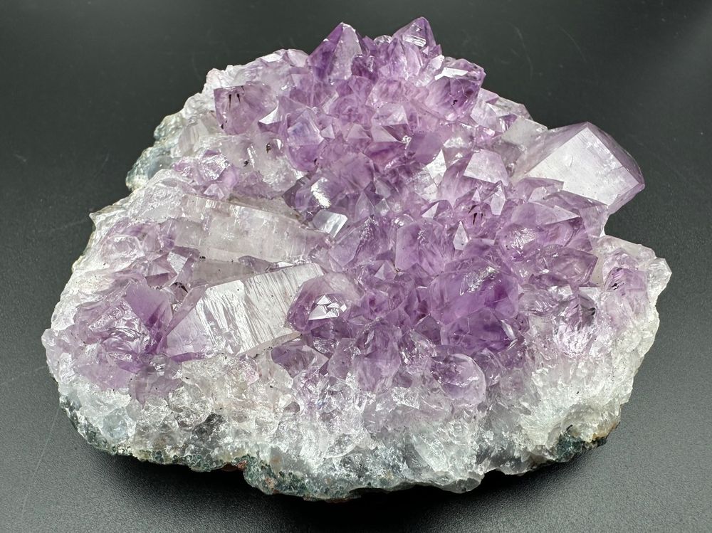 Amethyst Druse mit mehreren, grösseren Kristallen, 454g (Neu und ...