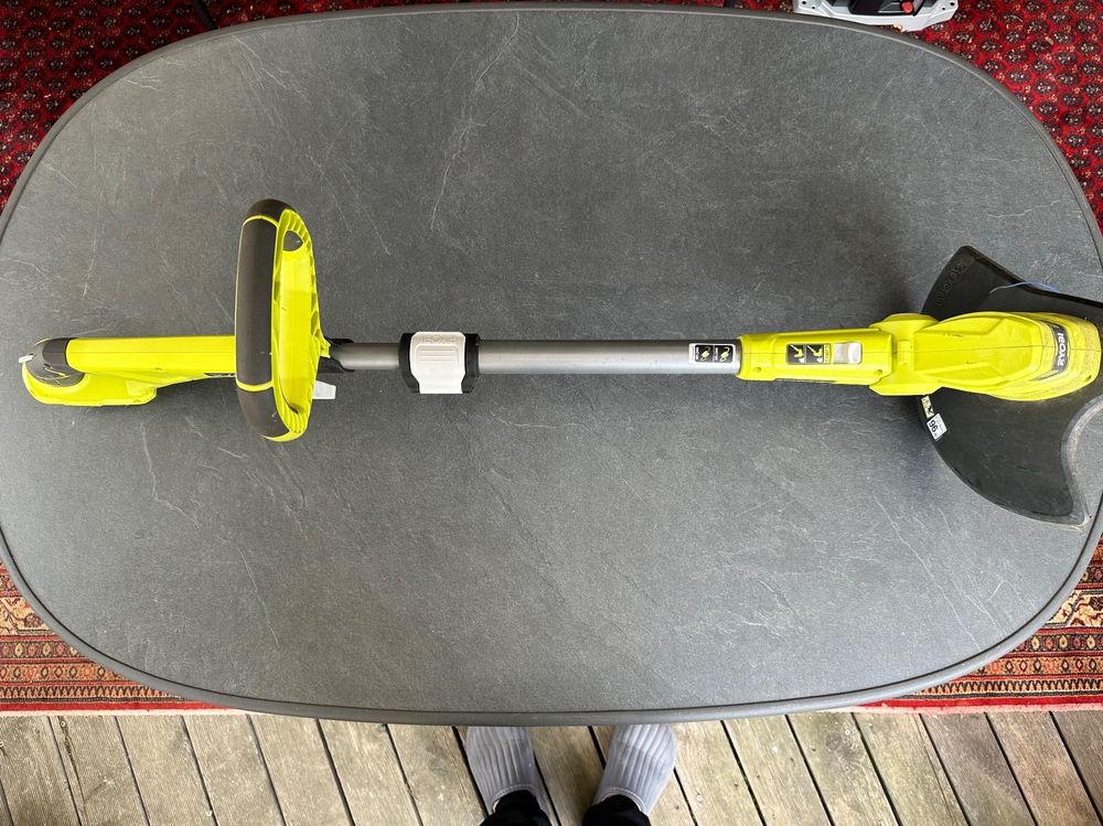 Ryobi Akku Rasentrimmer 18V | Kaufen auf Ricardo