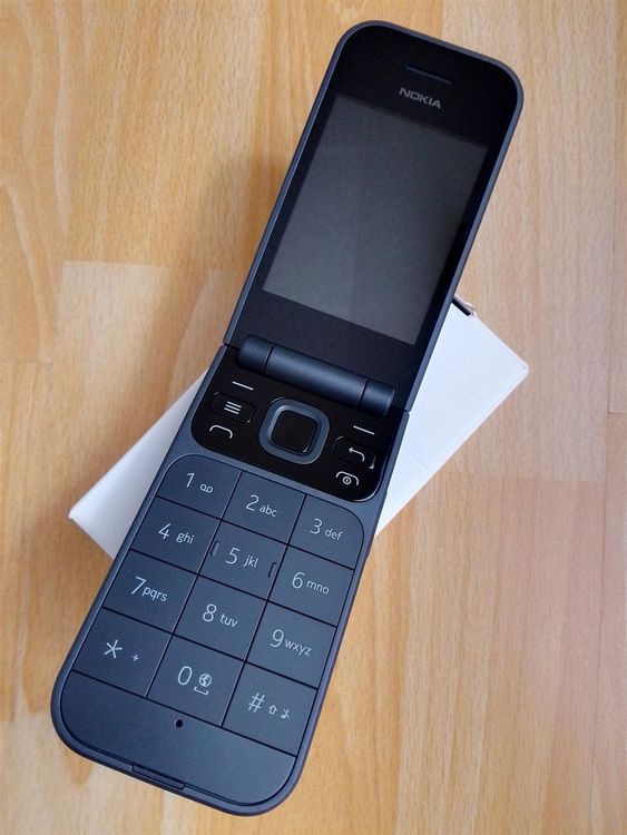 Nokia 2720 Flip 4G Black mit WhatsApp (Neu (gemäss Beschreibung)) in ...