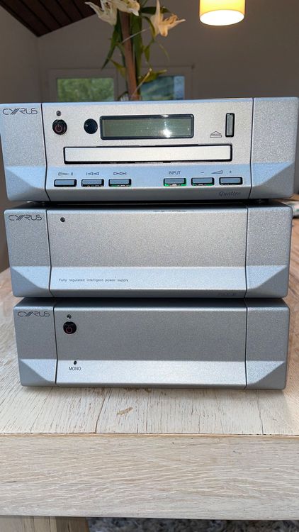 Cyrus Quattro preamp,cd-player, radio & power amp & PSX-R | Kaufen auf ...