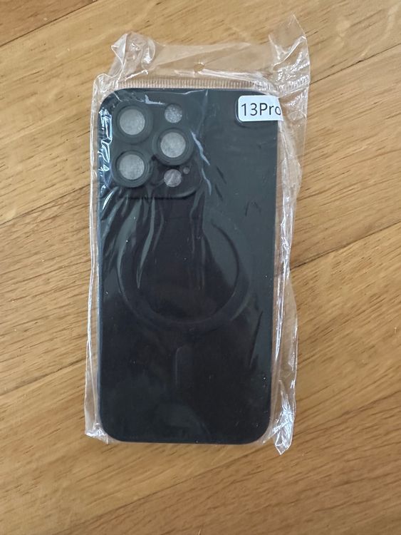 iPhone13pro Silikon Handyhülle neu, mit Linsenschutzfolie (Neu und ...