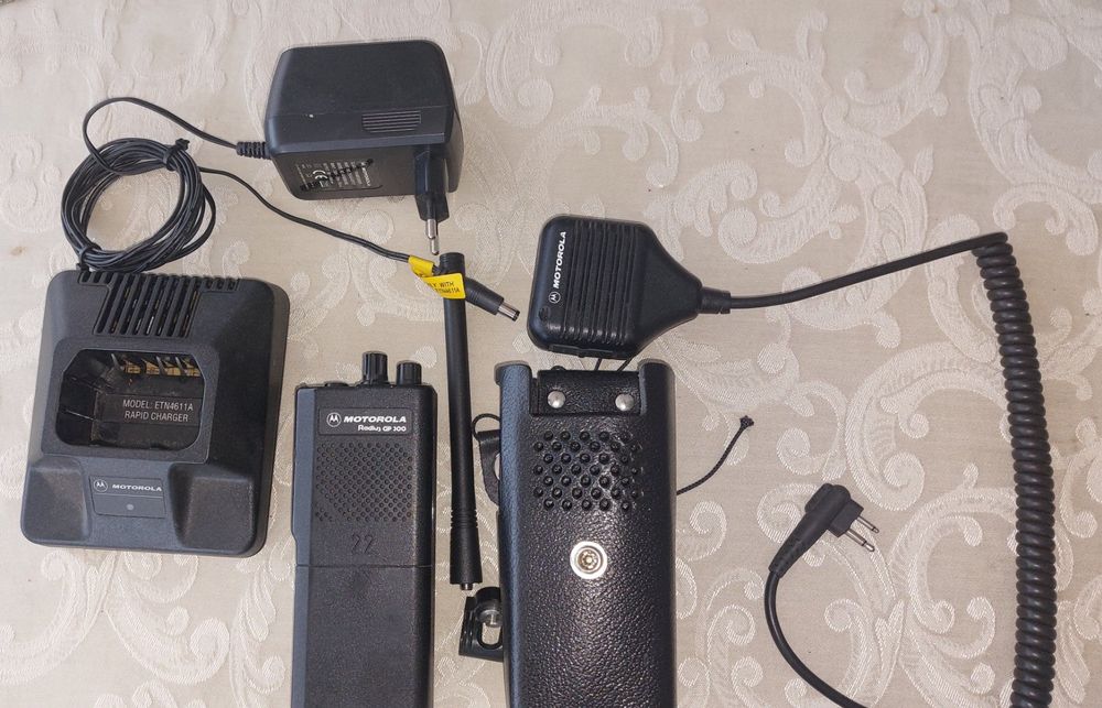 MOTOROLA GP300 / VHF (Gebraucht) in Bauma für CHF 110 – mit Lieferung ...