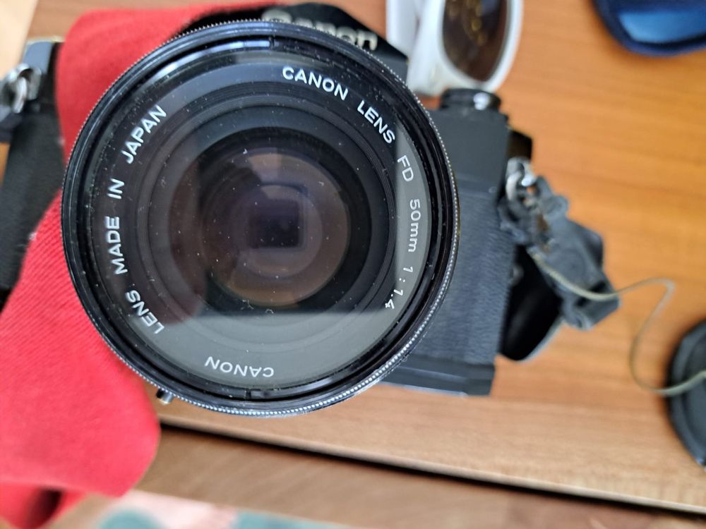 Canon F1 Analogkamera (Gebraucht) in Bern für CHF 87 – mit Lieferung auf Ricardo kaufen