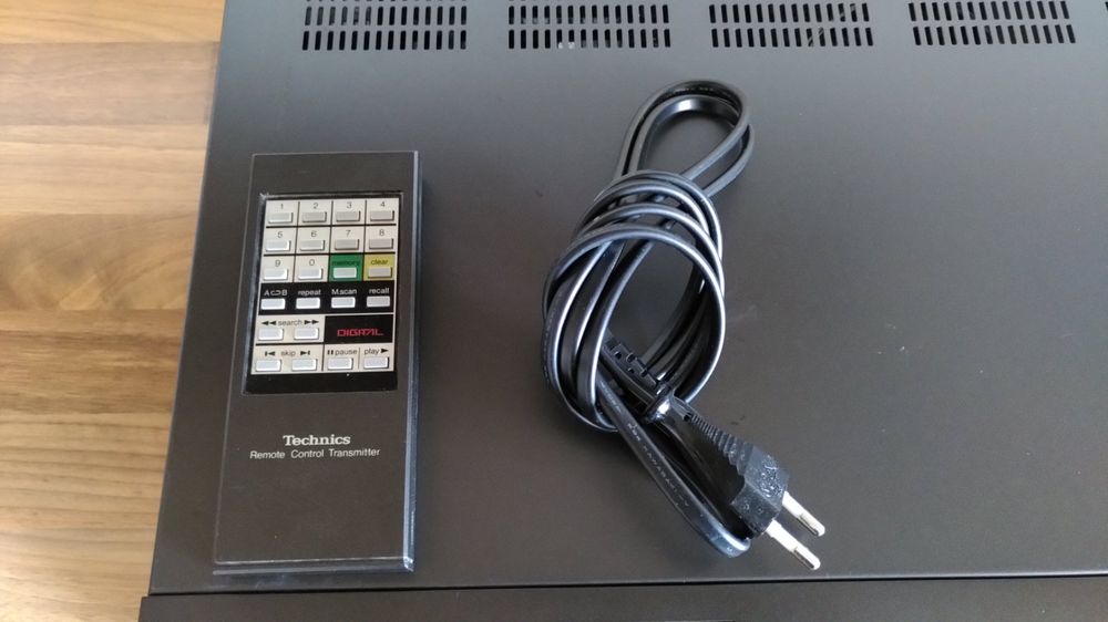Technics SL-P2 CD Player inklusive Fernbedienung | Kaufen auf Ricardo