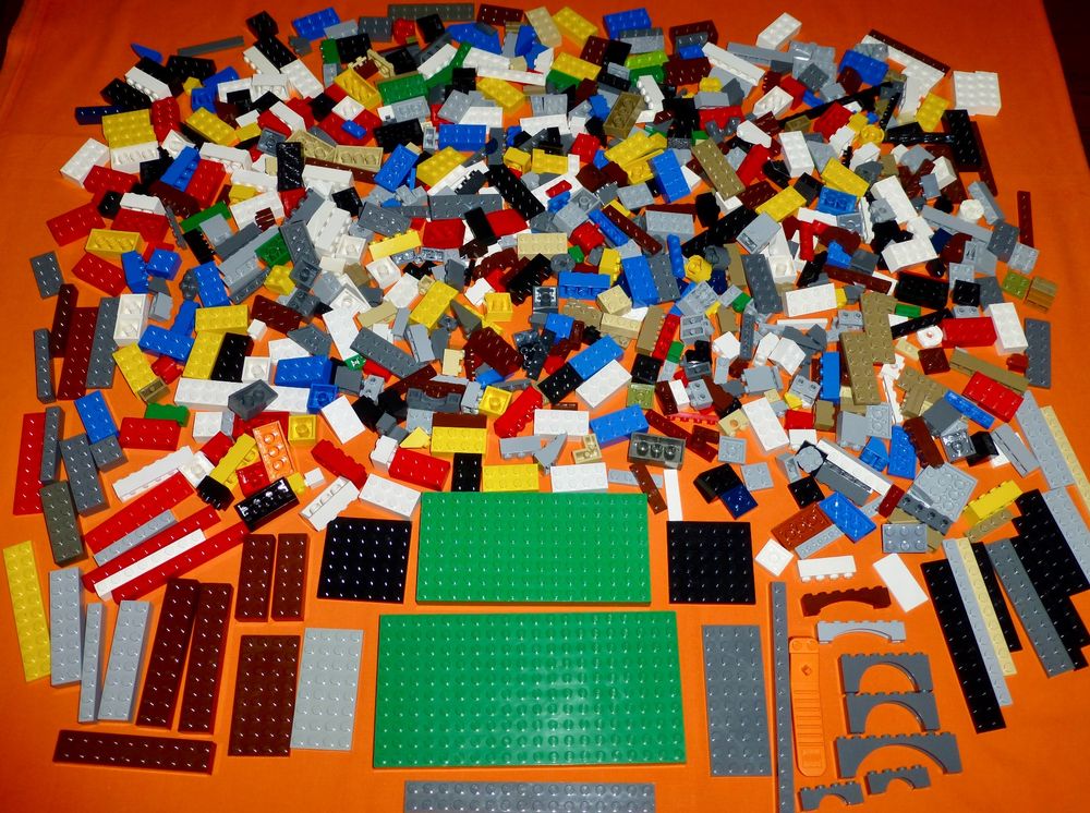 Lego / 1,1 Kilo bunt gemischte Bausteine/Plättli (Gebraucht) in Langnau am Albis für CHF 23 ...