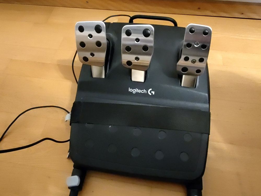 Logitech G29 // Playseat Challenge // H-Shifter Logitech (Gebraucht) in ...