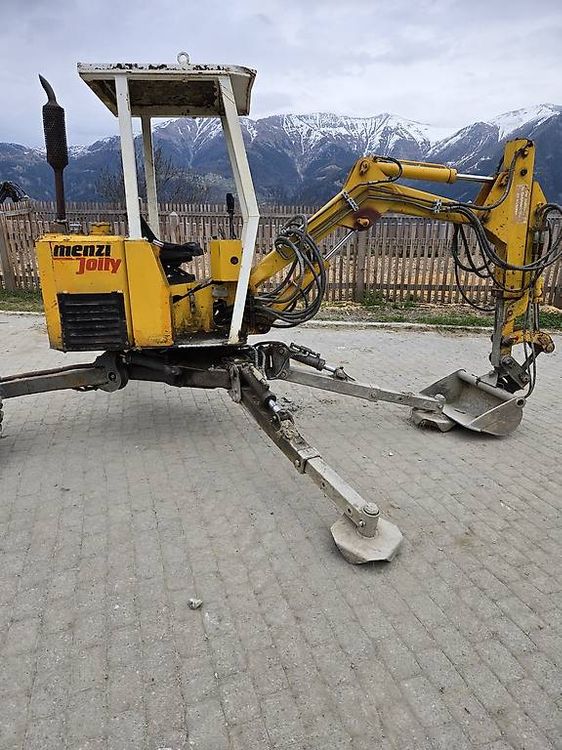 Menzi muck (Gebraucht) in Präz für CHF 11500 – nur Abholung auf Ricardo ...