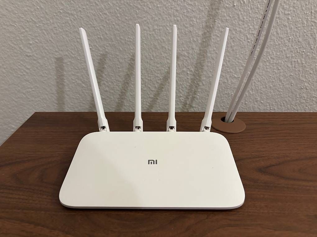 Xiaomi Mi Router 4A mit WiFi 5 und OpenWRT (Gebraucht) in Zürich für ...
