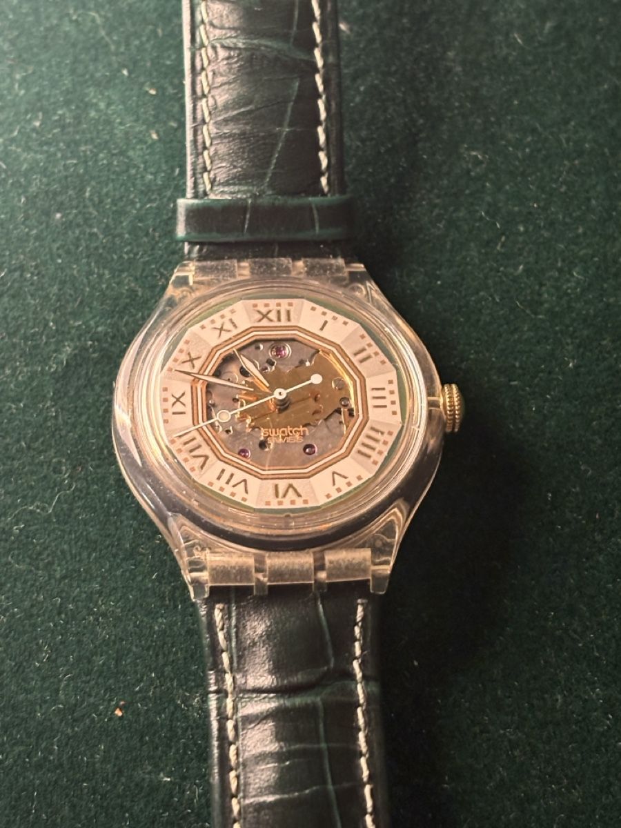 Armbanduhr Mit Hohenmesser