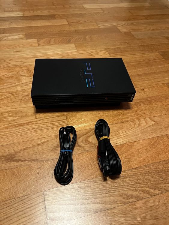 Playstation 2 Konsole Fat schwarz (SCPH-39004) | Kaufen auf Ricardo