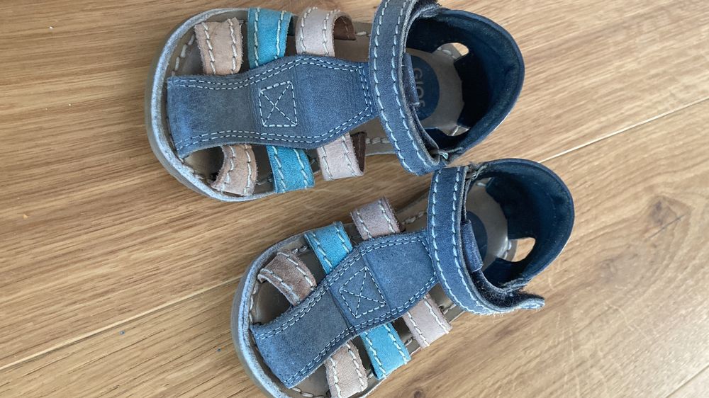 Sandalen Jungen 23