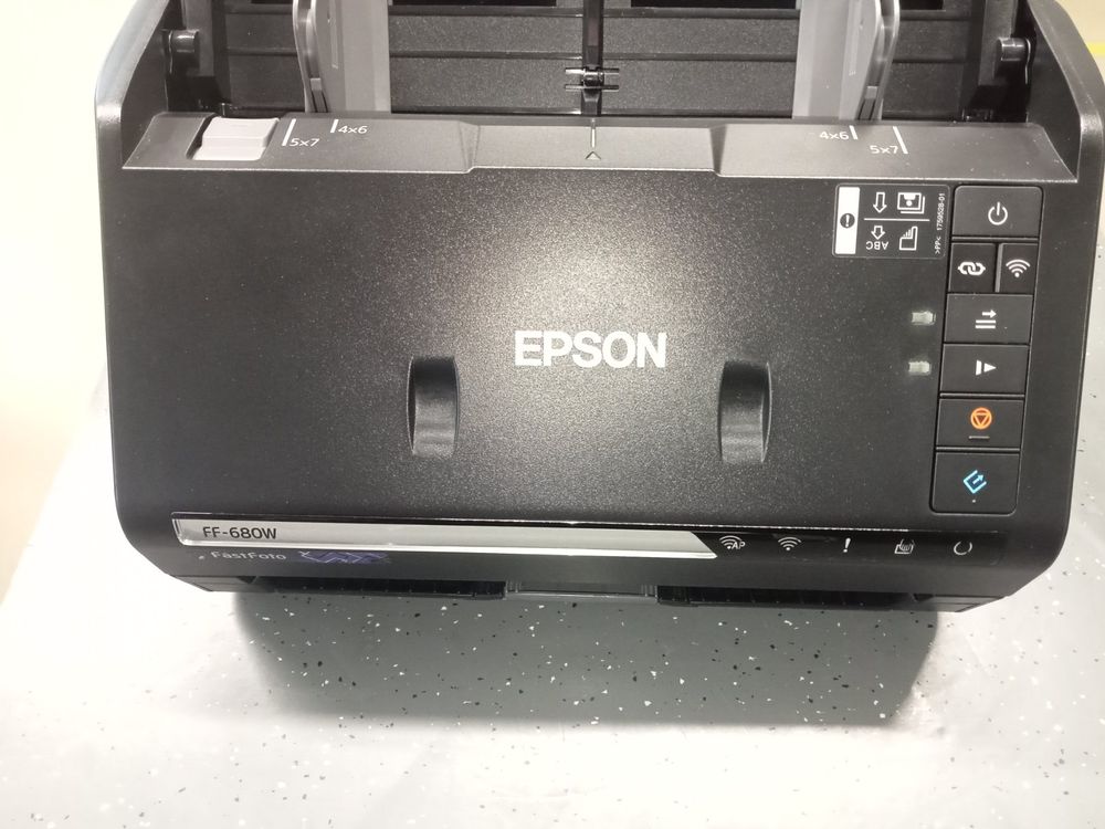 Foto Scanner Epson FF-680W (Gebraucht) in Kyburg für CHF 280 – mit ...