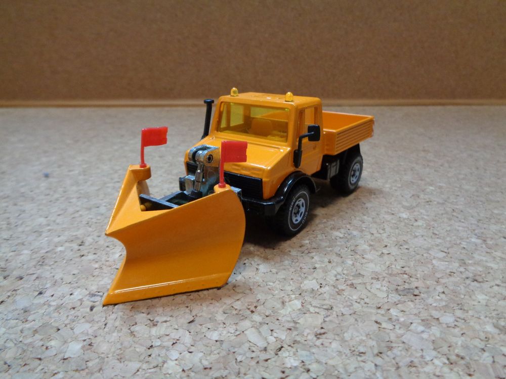 SIKU 2212 Unimog U 1500 mit Schneepflug (Neu (gemäss Beschreibung)) in ...