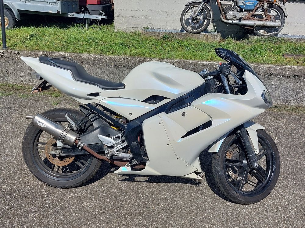 Yamaha TZR 50 R (Défectueux) à Schleitheim pour CHF 600 – retrait ...