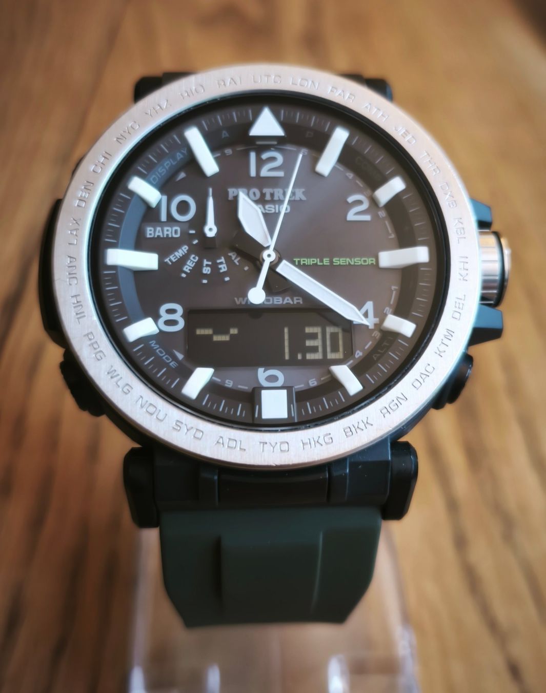 Casio Pro Trek PRG-650 Wie Neu (Neuer Akku und Armbänder) (Neu (gemäss ...