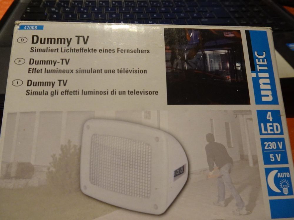 DUMMY TV; SIMULIERT LICHTEFFEKTE EINES FERNSEHERS; NEU (Neu und ...