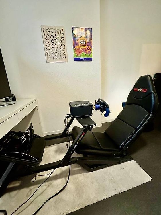 High-End Fanatec Sim Racing Setup PC/Playstation (Gebraucht) in Wald ZH ...