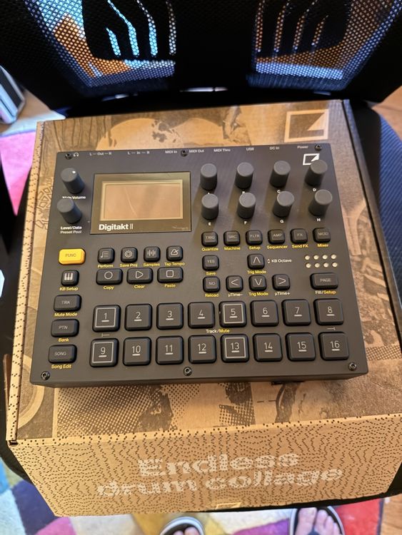 Elektron Digitakt 2 Groovebox und Sampler (Neu (gemäss Beschreibung ...
