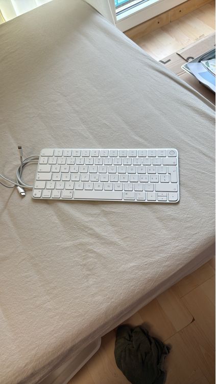 Apple Magic Keyboard - Schweizer Layout - Top Zustand! | Kaufen auf Ricardo