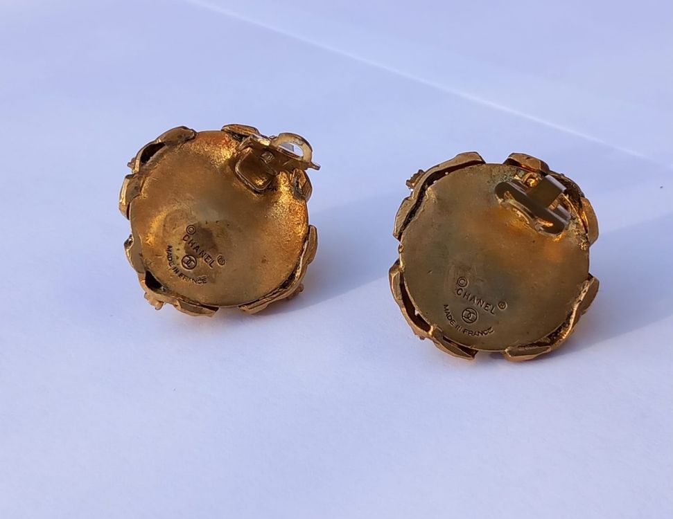Original Vintage Ohrclips von Chanel mit echten Perlen (Gebraucht) in Winterthur für CHF 239 ...