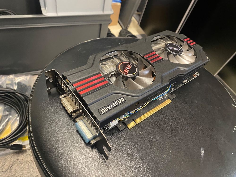 ASUS GTX 560 Ti DirectCU II | Kaufen auf Ricardo