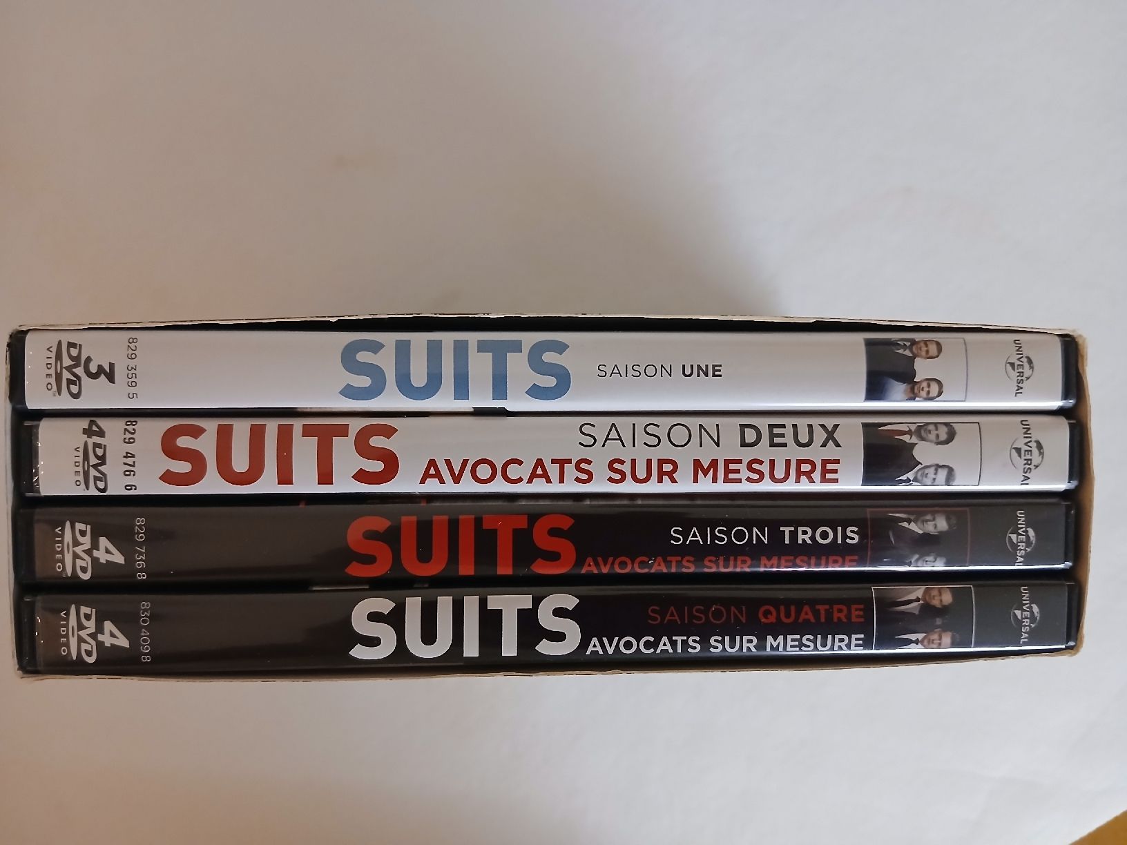 SUITS DVD (Neuf (Voir description)) à Biel/Bienne pour CHF 25 – avec ...