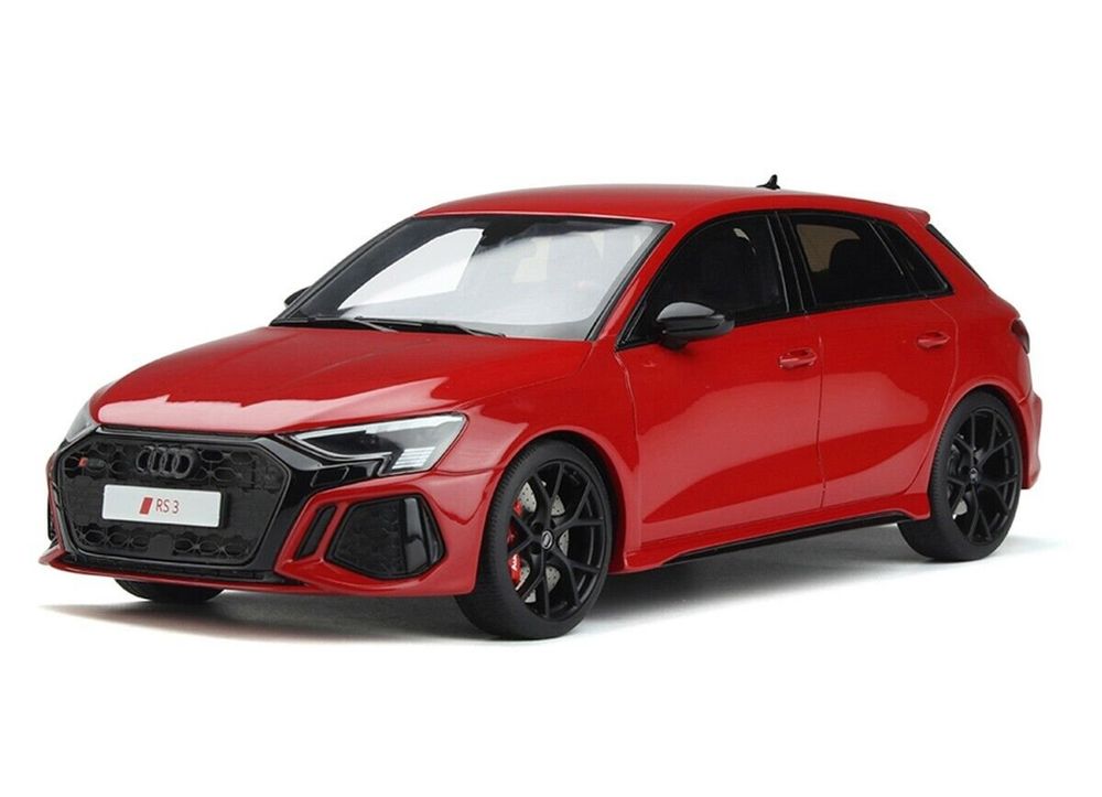 Audi RS3 Sportback seit 2021 rot / schwarz 1:18 (Neu und ...
