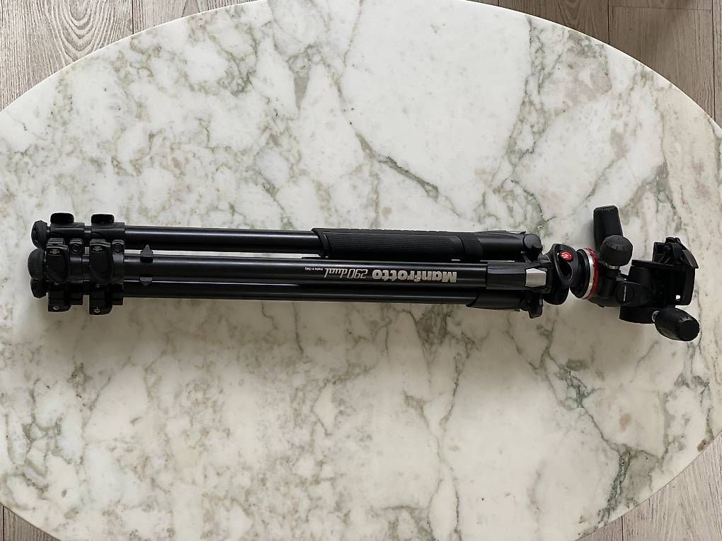 Trépied Manfrotto 290 Dual + rotule 3D MH804-3W Comme neuf (Gebraucht ...