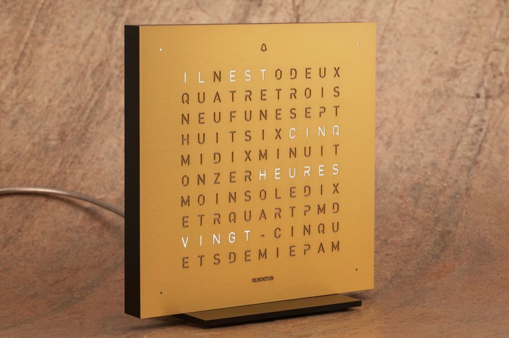 Horloge QLOCKTWO Touch très exclusive or/noir en Français | Kaufen auf ...