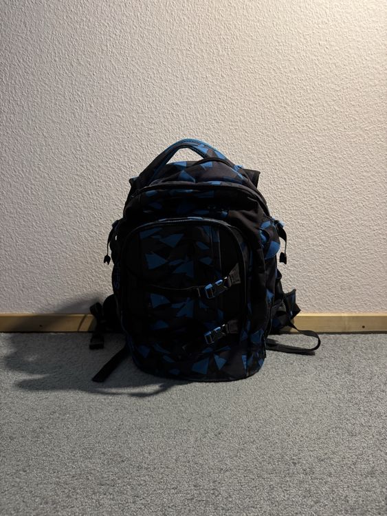 Schulrucksack Satch Pack blau/schwarz viele Fächer (Gebraucht) in ...