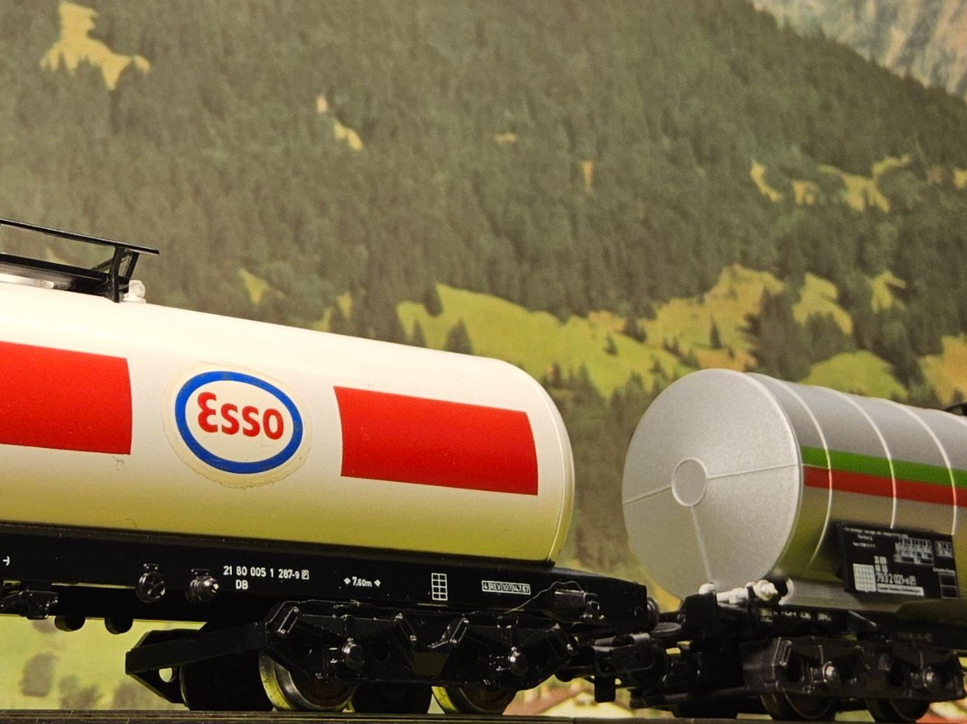 Märklin __ 4 teiliger Kesselwagen Zug __ 4 achsig __ Spur H0 (Gebraucht ...