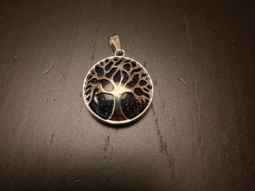 Amulett/Anhänger Baum des Lebens (Naturstein) (Neu (gemäss Beschreibung)) in Gams für CHF 6 ...