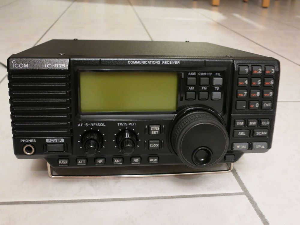 ICOM IC-R75 (0.03 - 60 MHz) | Acheter sur Ricardo