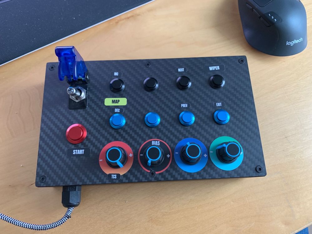 Sim Racing Button Box Densu Racebox USB M v2 | Kaufen auf Ricardo