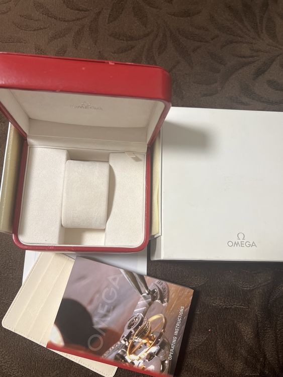 Omega Box | Kaufen auf Ricardo