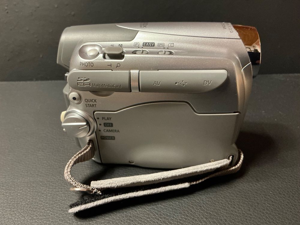 Canon MinIDV Camcorder mit joystick bedienung am Monitor (Gebraucht) in ...