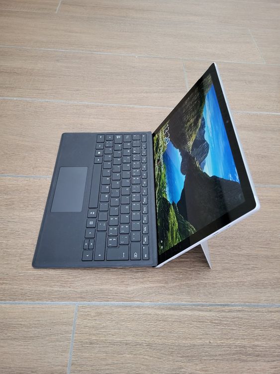 Microsoft Surface Pro (5. Generation) 1796 Intel Core i7-766 (Gebraucht ...