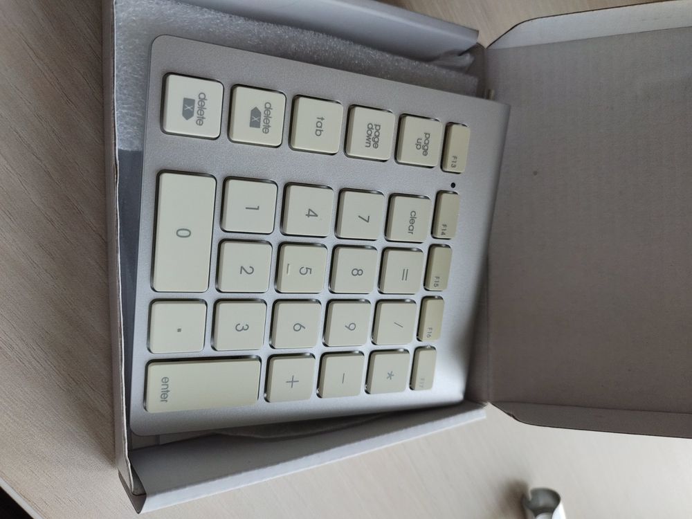Apple Bluetooth Numeric Keypad | Kaufen auf Ricardo