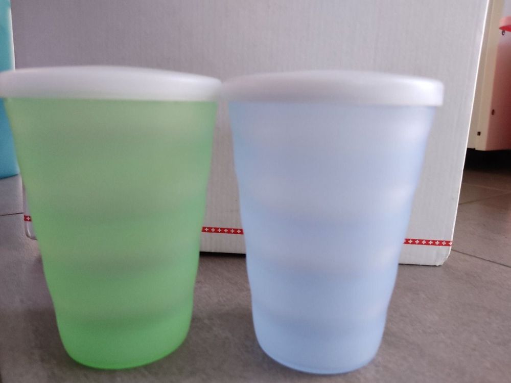 Tupperware Becher mit Deckel NEU (Neu und originalverpackt) in Hütten ...