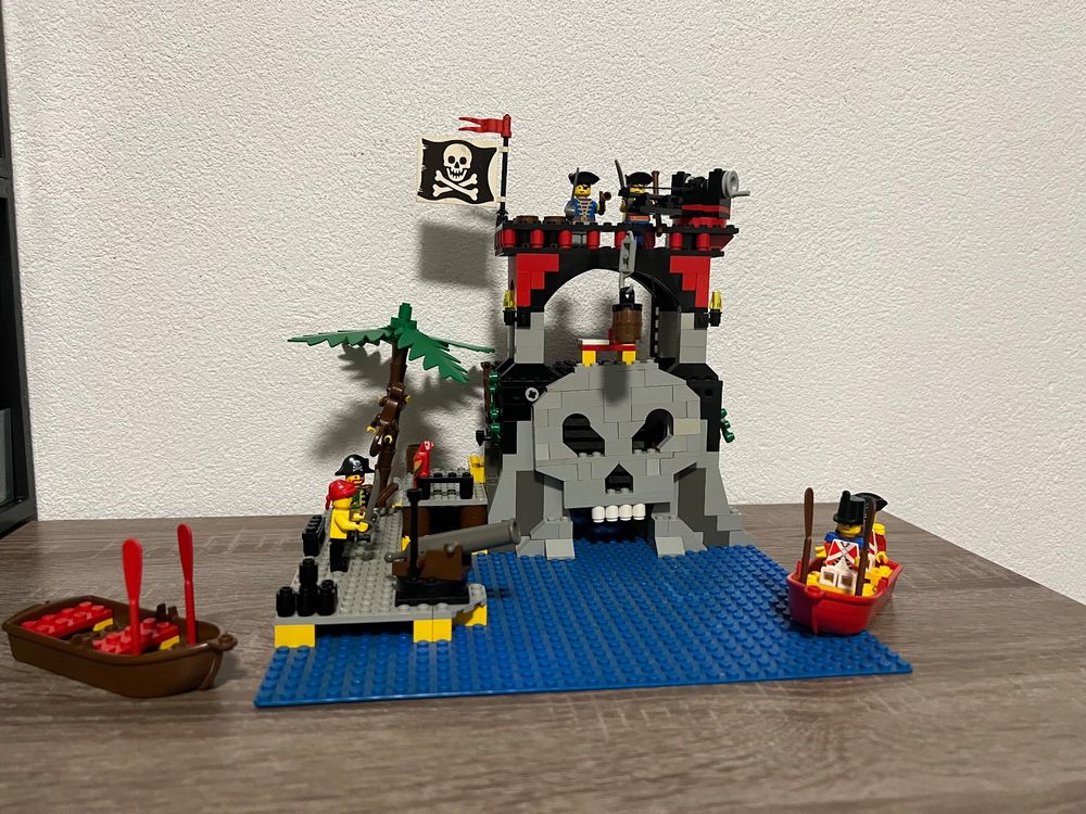 Lego Piraten 6279 Skull Island (Gebraucht) in Arbon für CHF 52 – mit ...