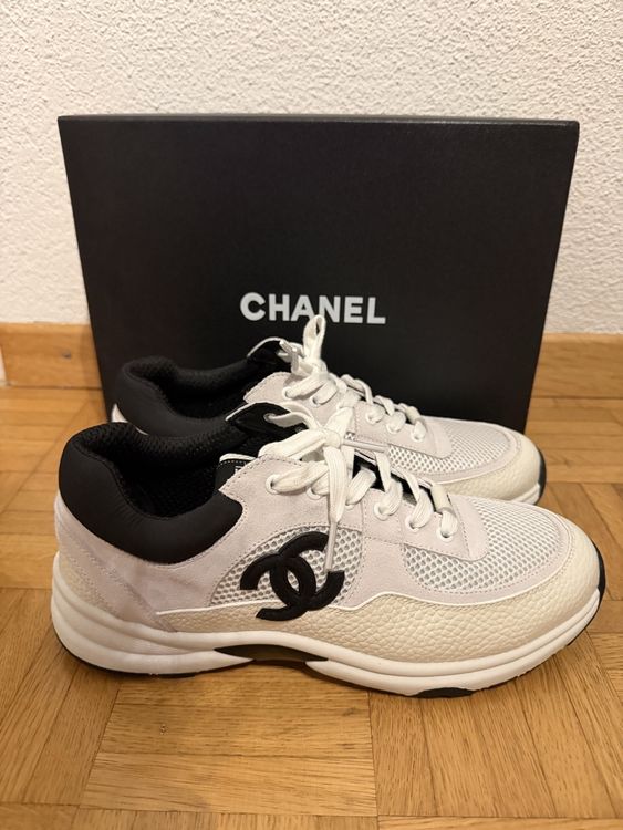 Chanel Runner (Neu (gemäss Beschreibung)) in Lachen SZ für CHF 199 ...