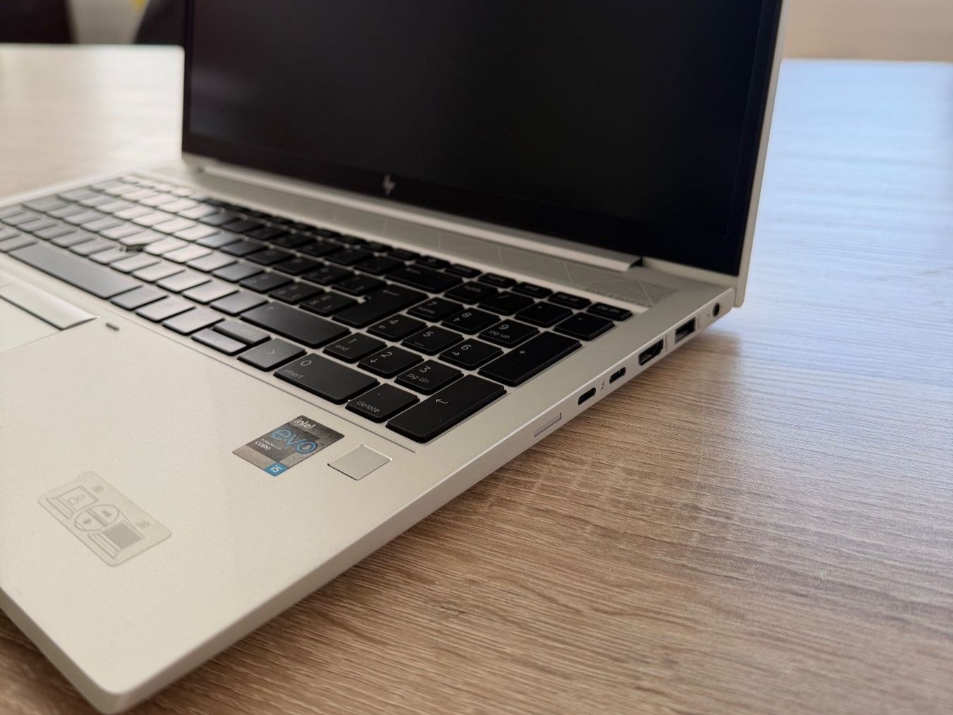 HP EliteBook 850 G8 – i5-1145G7 | 16 GB RAM | 512 GB SSD A+ (Neu ...