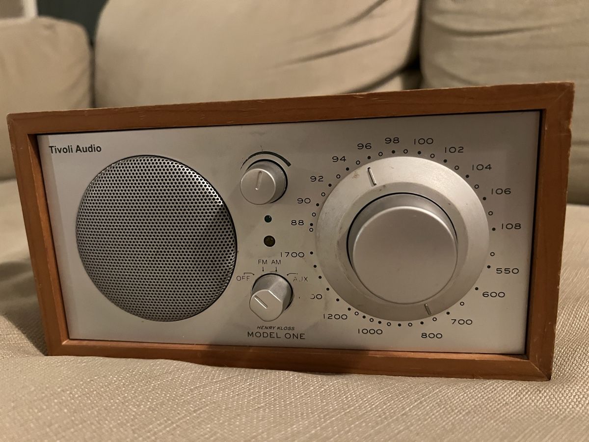 Tivoli Audio Model One – klassisches Designradio, funktionie (Gebraucht ...