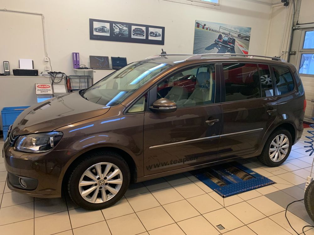 *VW TOURAN HIGHL*1.4LT TSI*140PS*DSG*2012*NAVI*5PL*AB MFK* (Gebraucht ...